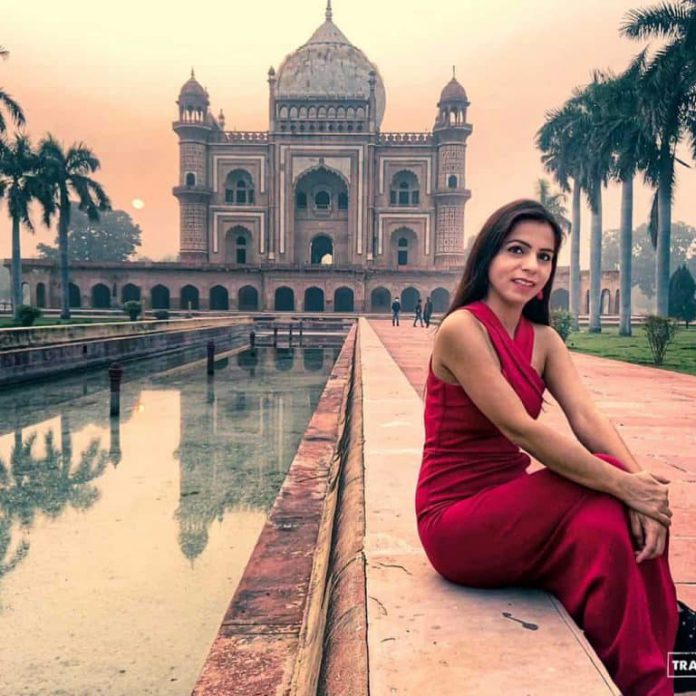 Meet 16 Revolutionary Female Travel Bloggers From India