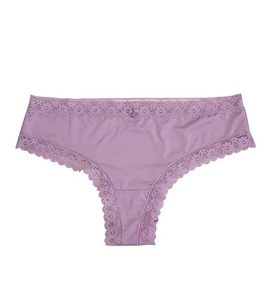 27 Best Underwear Types for Women: Briefs, Thongs, & More